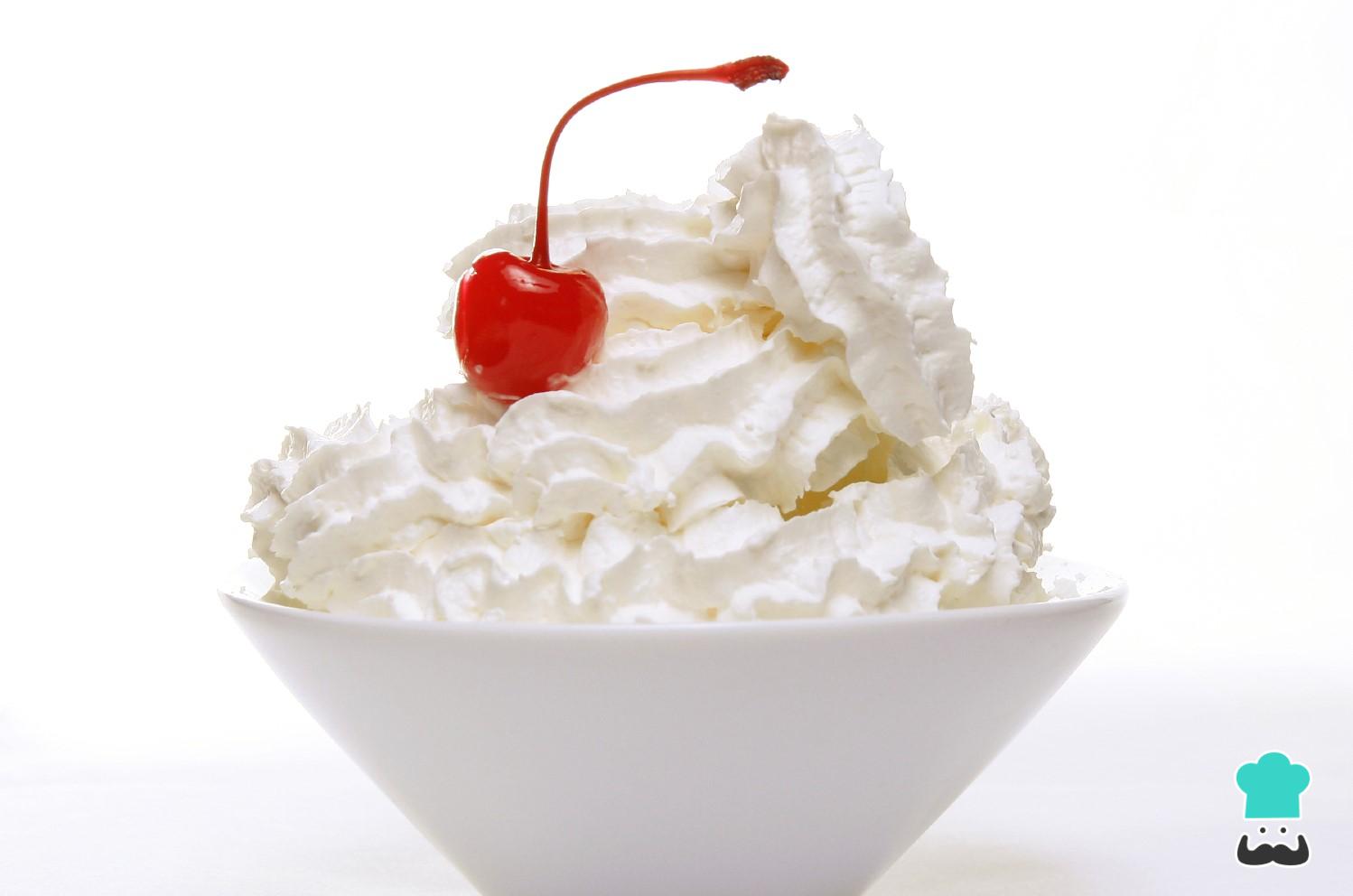 Aprende a hacer crema batida casera para tus frappés: ¡El toque cremoso ...