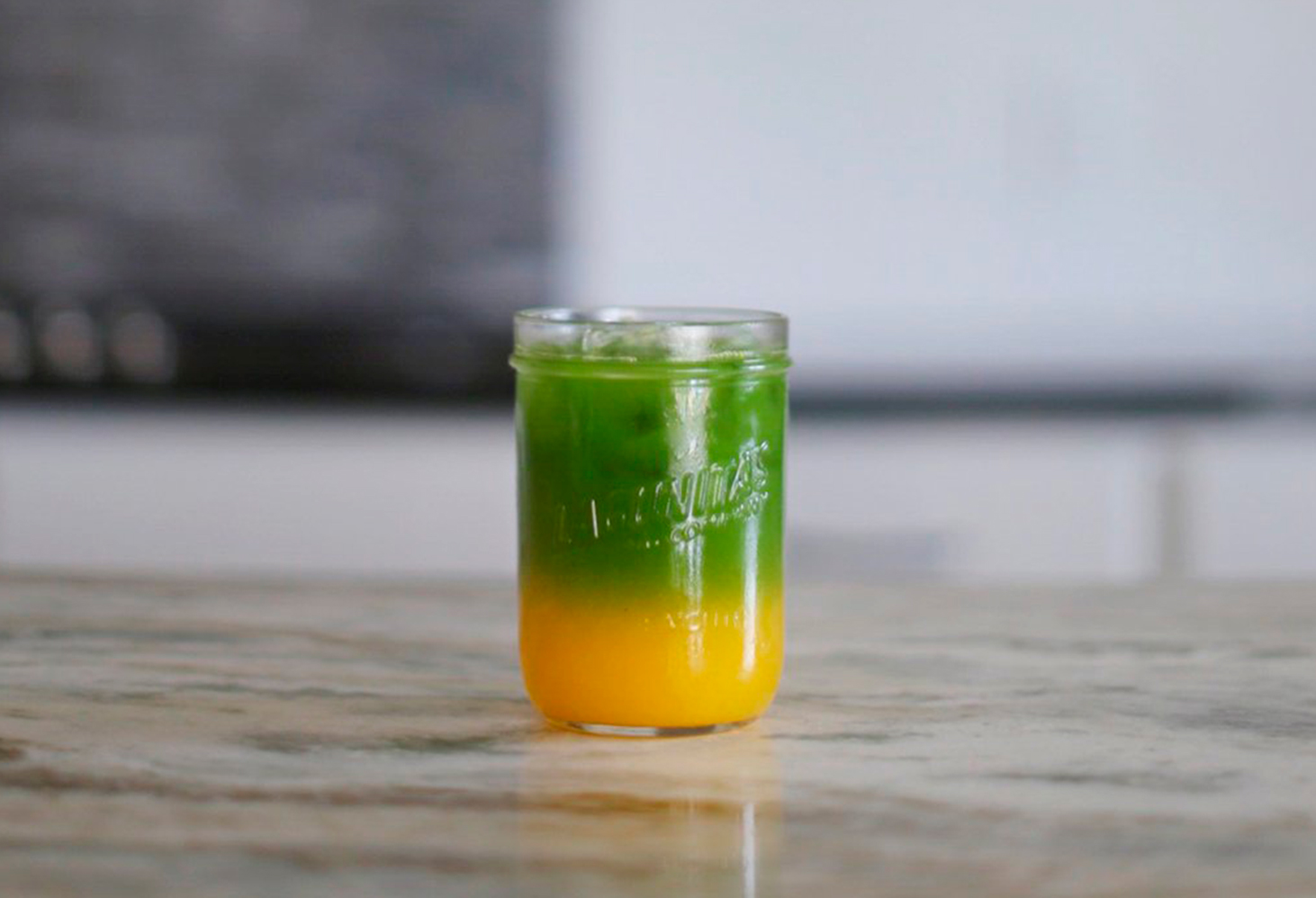 Experimenta el sabor explosivo del te matcha con zumo de naranja Experimenta el sabor explosivo del te matcha con zumo de naranja