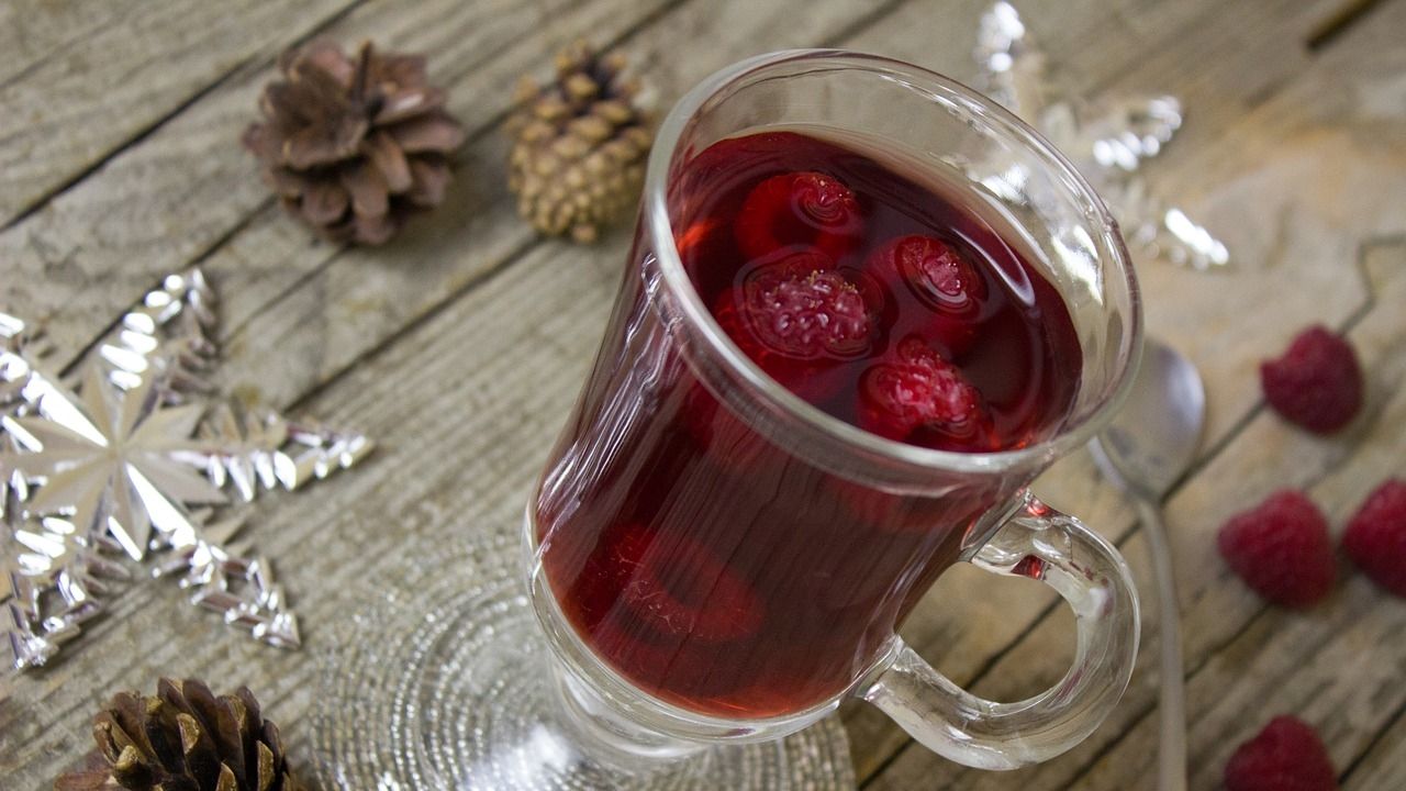 Descubre el delicioso sabor del té negro con frutos rojos